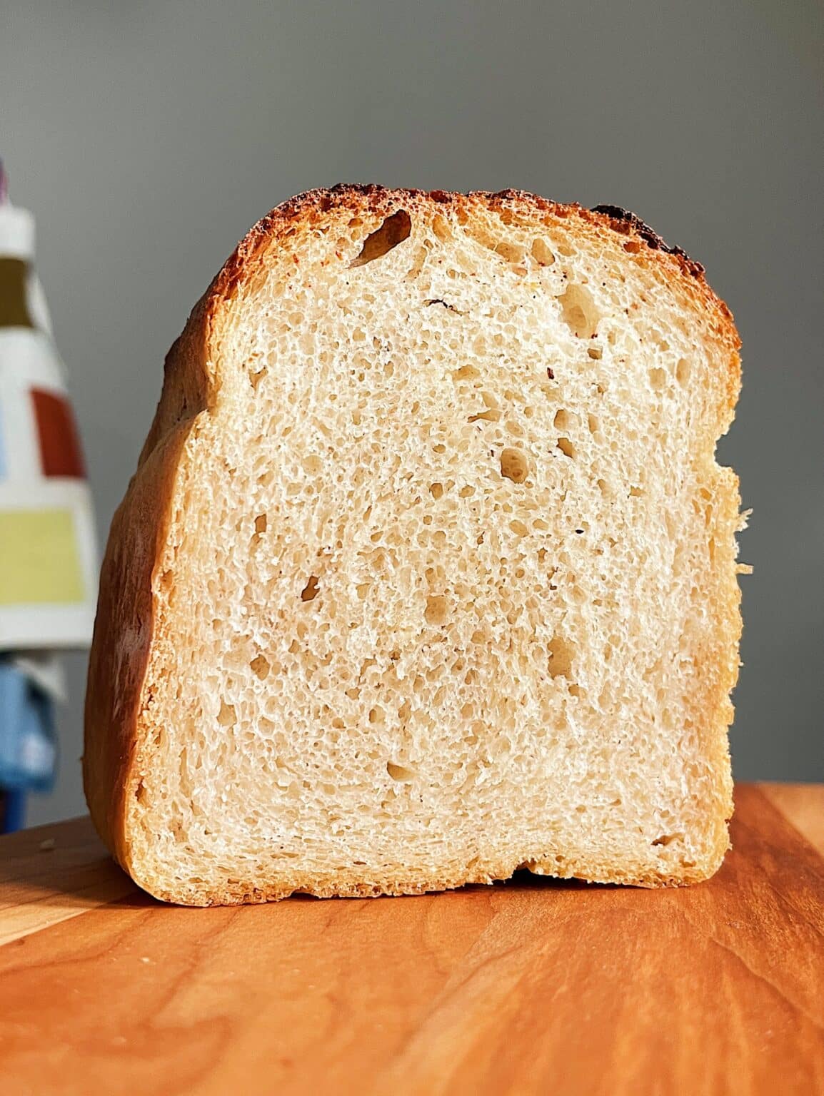 Easy No-Knead Bread - Carolina Gelen